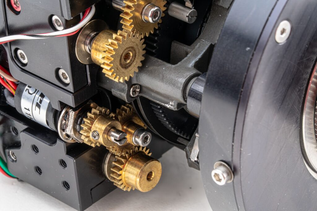 Motorized Zoom Lenses - Salvo Technologies Inc.