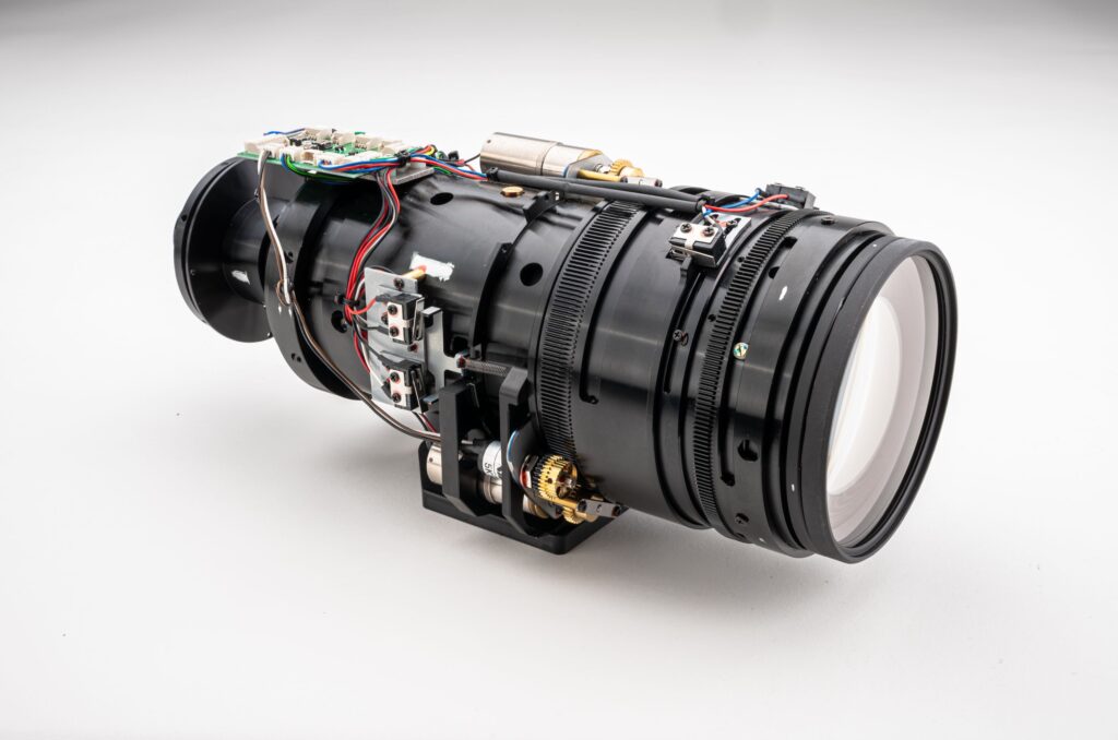 Motorized Zoom Lenses - Salvo Technologies Inc.